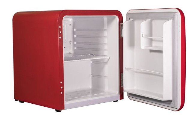 appliances | Snomaster - 50 Litre Retro Table Top Mini Fridge ...